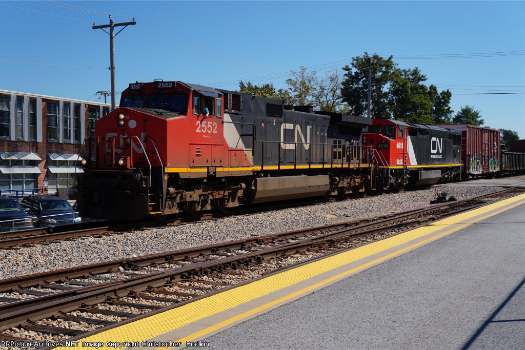 CN 2552